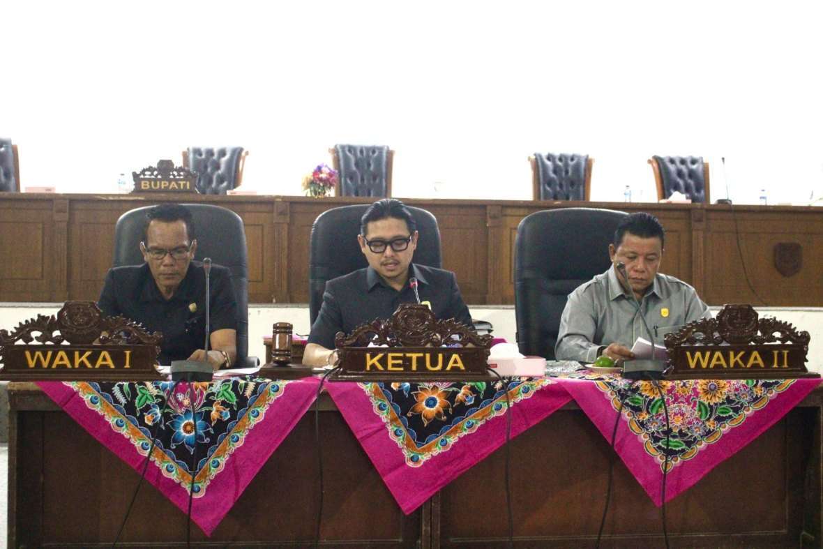 DPRD Kepahiang Umumkan Penetapan Bupati dan Wakil Bupati Terpilih untuk Periode 2025-2030 ...